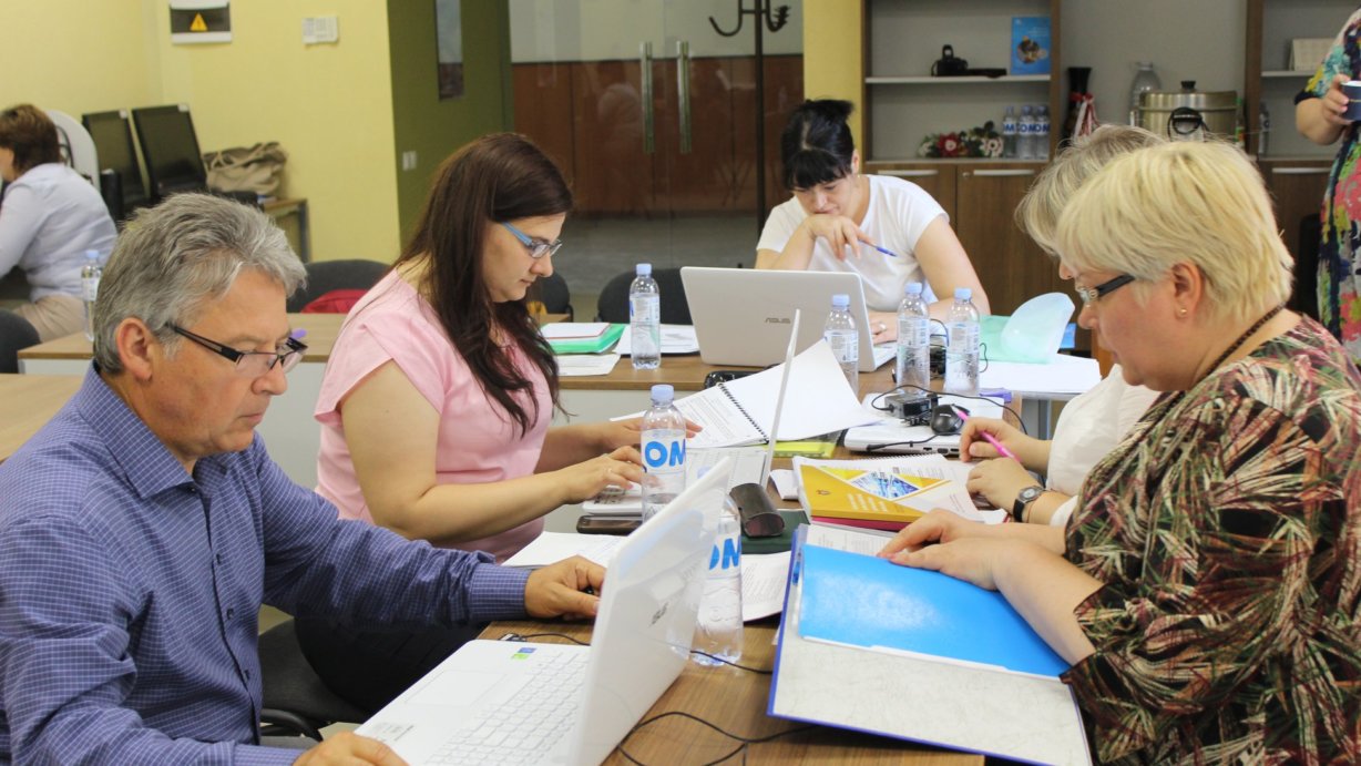 Formarea Continuă – CEITI